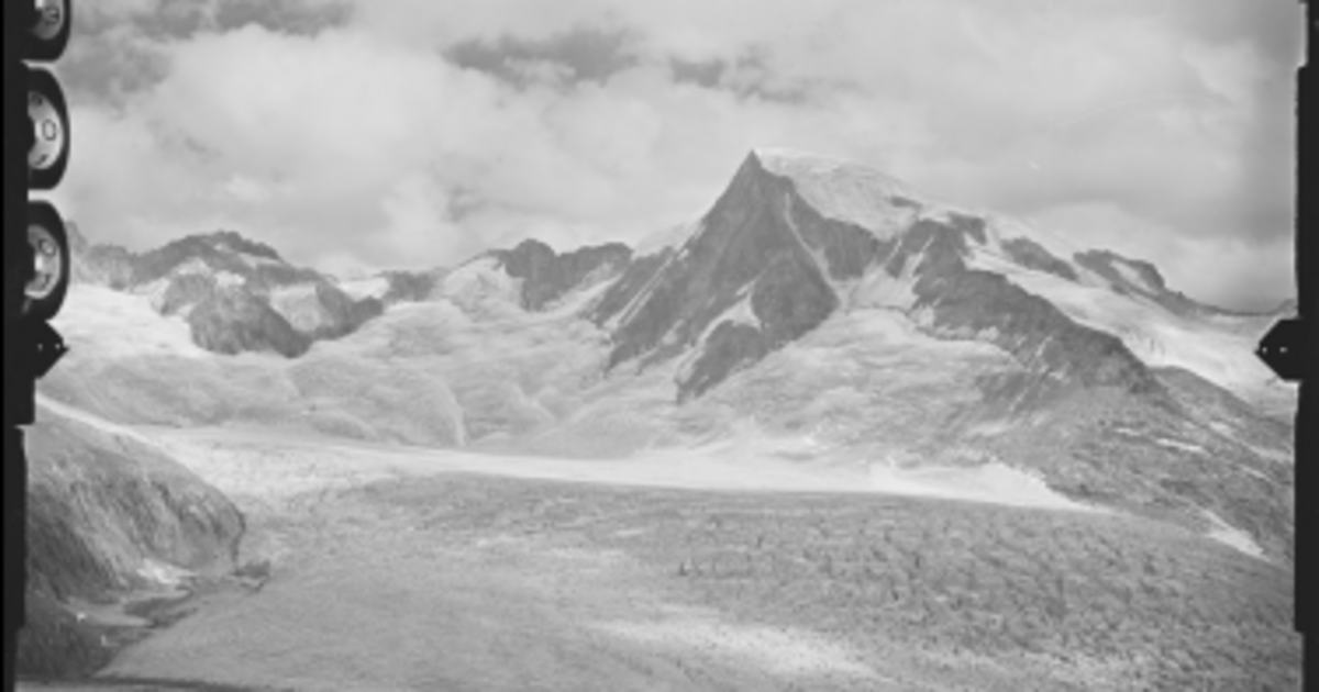 Hundred years of Swiss glacier changes from historical terrestrial images