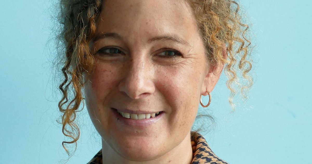 Dr. Rebecca Mott-Grünewald